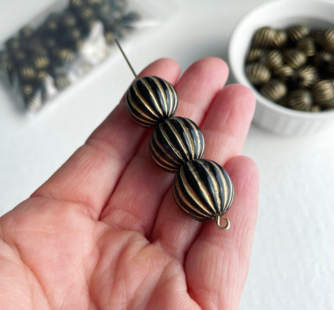 Black Gold Fluted Round Acrylic Beads 16mm Corrugated Pumpkin | Etsy