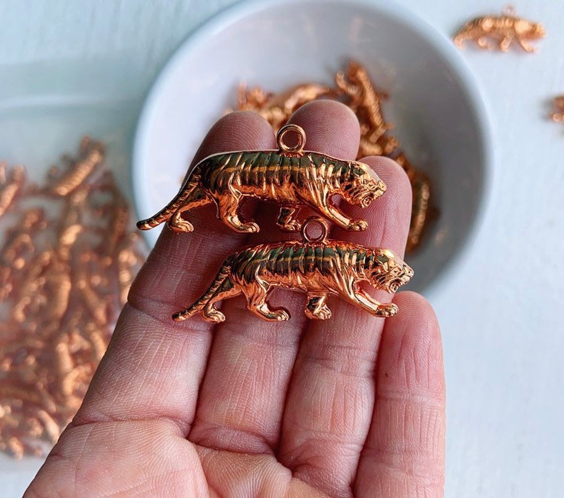 Vintage Copper Lucite Tiger Pendants Charms Beads 43mm 8 | Etsy