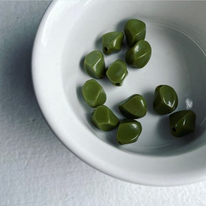 Olive Green Acrylic Beveled Nugget Beads 17mm (12) - Etsy