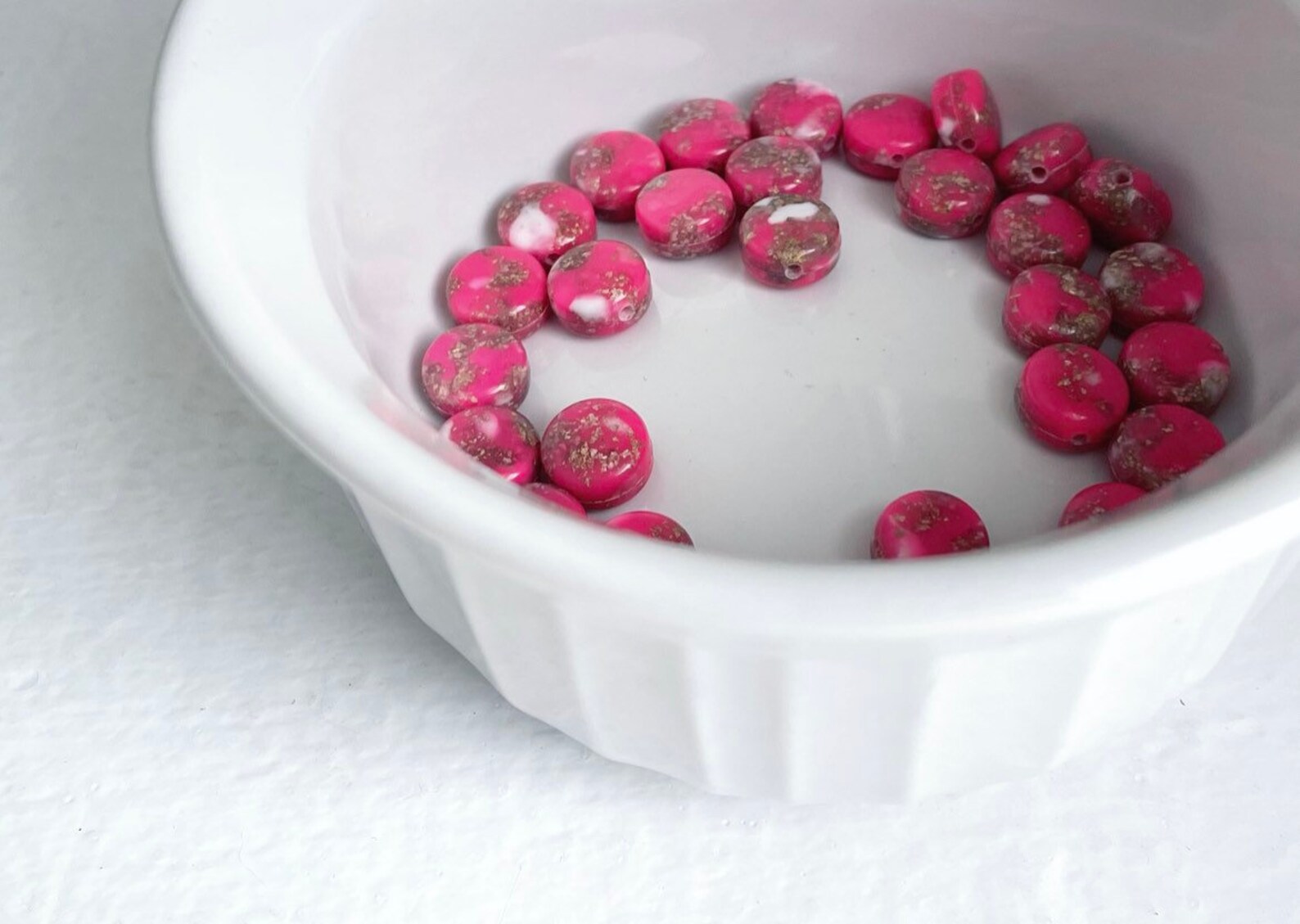 Hot Pink White Gold Flat Round Coin Vintage Lucite Beads 10mm - Etsy