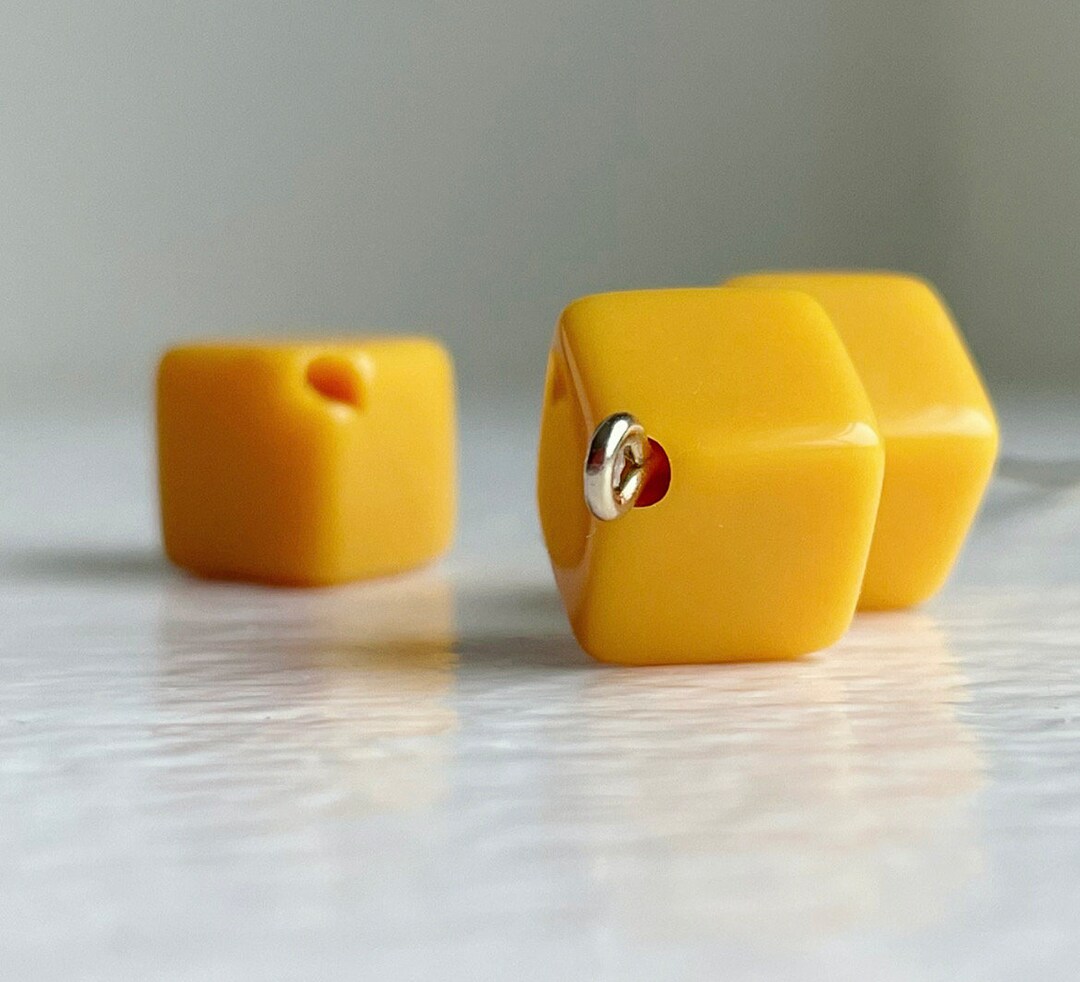 Light Orange Acrylic Square Cube Box Beads Diagonally Drilled 10mm (20 ...