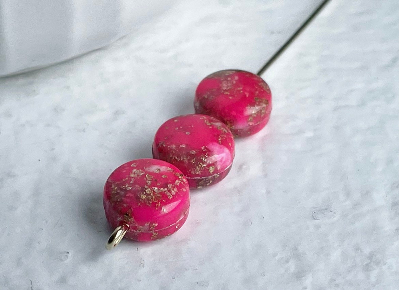 Hot Pink White Gold Flat Round Coin Vintage Lucite Beads 10mm - Etsy