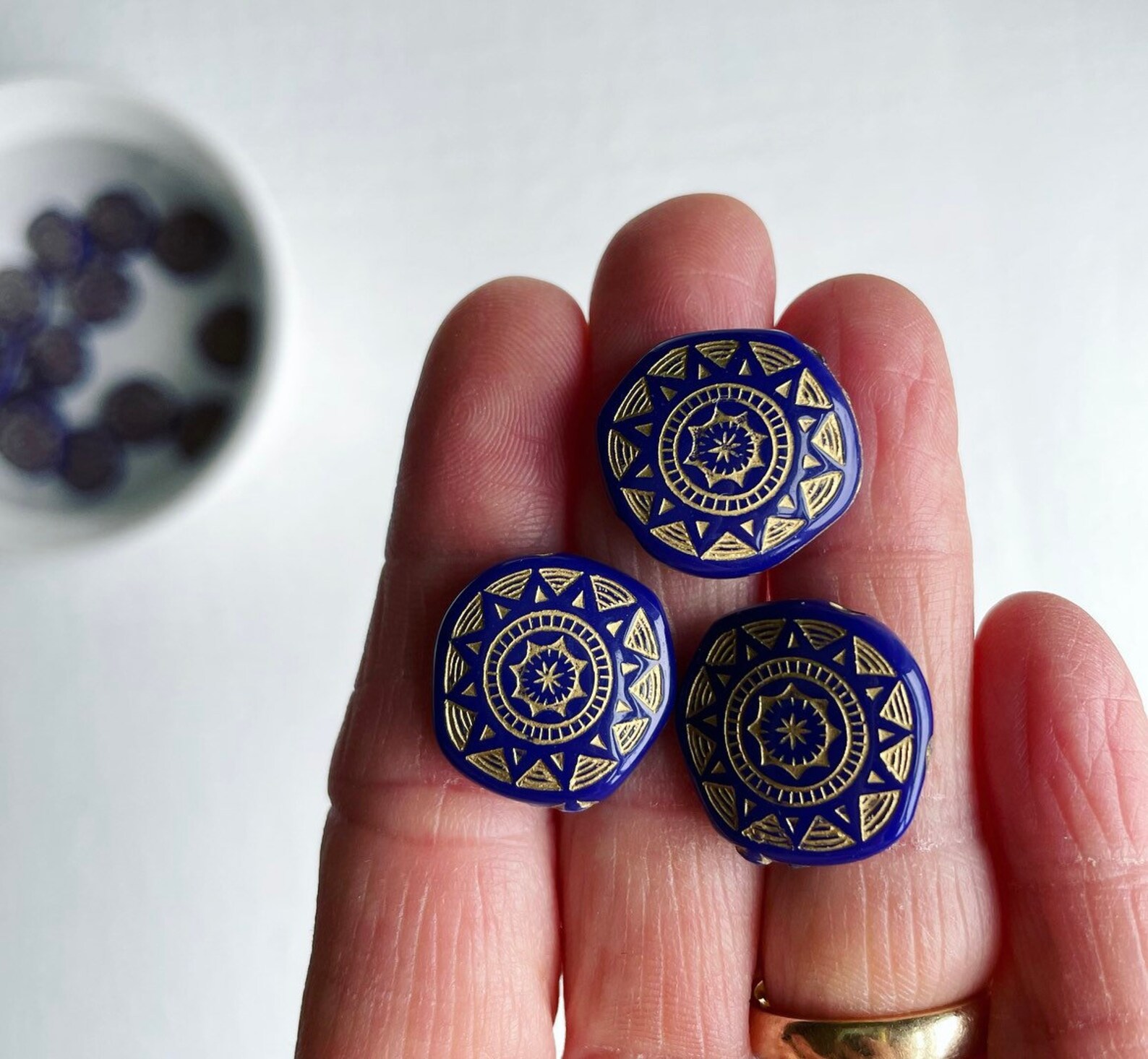 Acrylic Royal Blue and Gold Etched Carved Coin Pillow Beads 18mm (12 ...