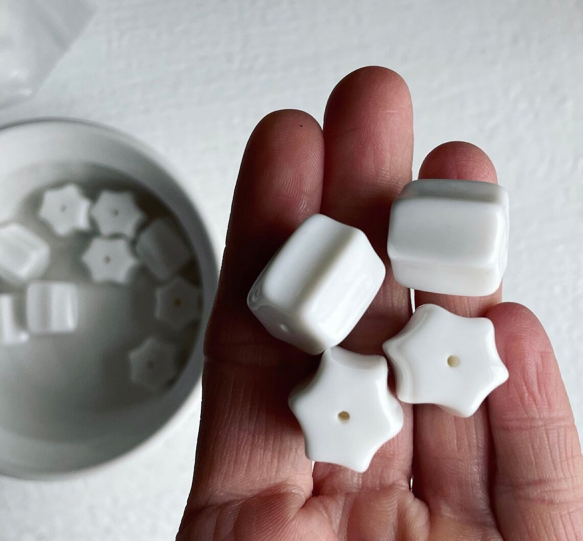 Vintage White Lucite Pinched Barrel Star Shaped Beads 18mm | Etsy