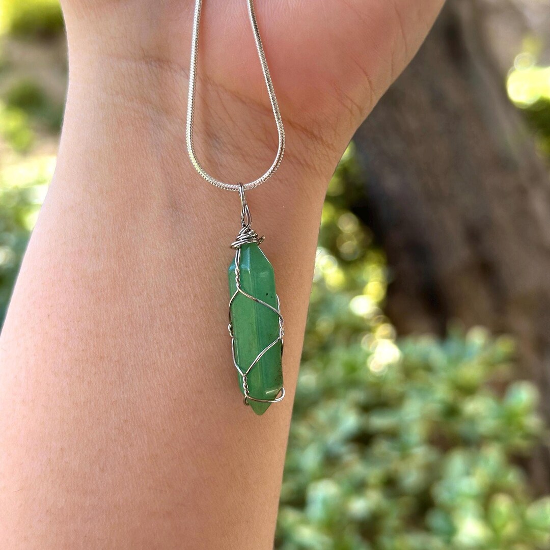 Green Aventurine Necklace – Natural Healing Crystal for Luck and Money ...