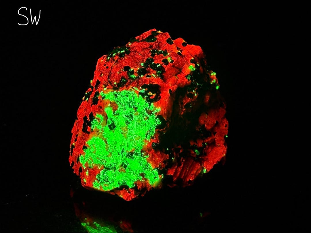Willemite Calcite Franklinite UV Fluorescent Mineral Sample Sterling Hill NJ E30 - Etsy