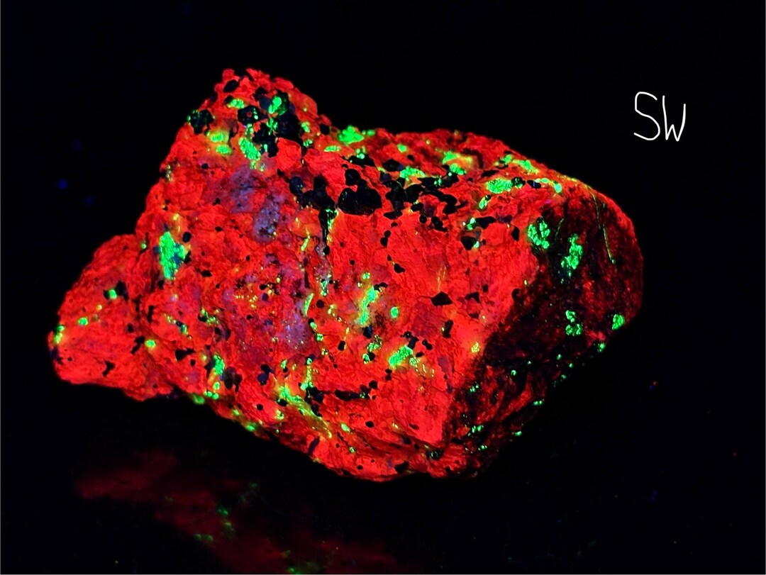 Willemite Calcite Franklinite UV Fluorescent Mineral Sample Franklin NJ ...