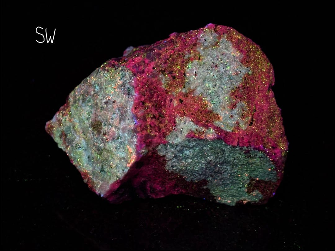 Hydrozincite Calcite Franklinite UV Fluorescent Mineral Sample Franklin ...