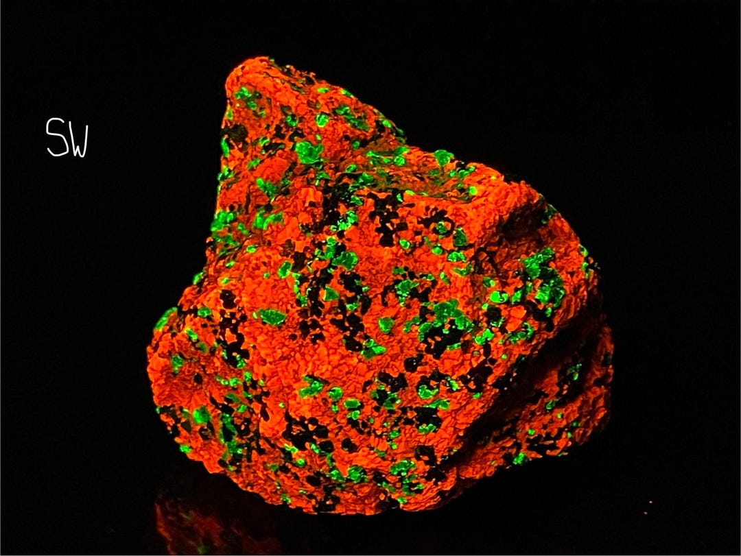 Willemite Calcite Franklinite UV Fluorescent Mineral Sample Franklin NJ E72 - Etsy