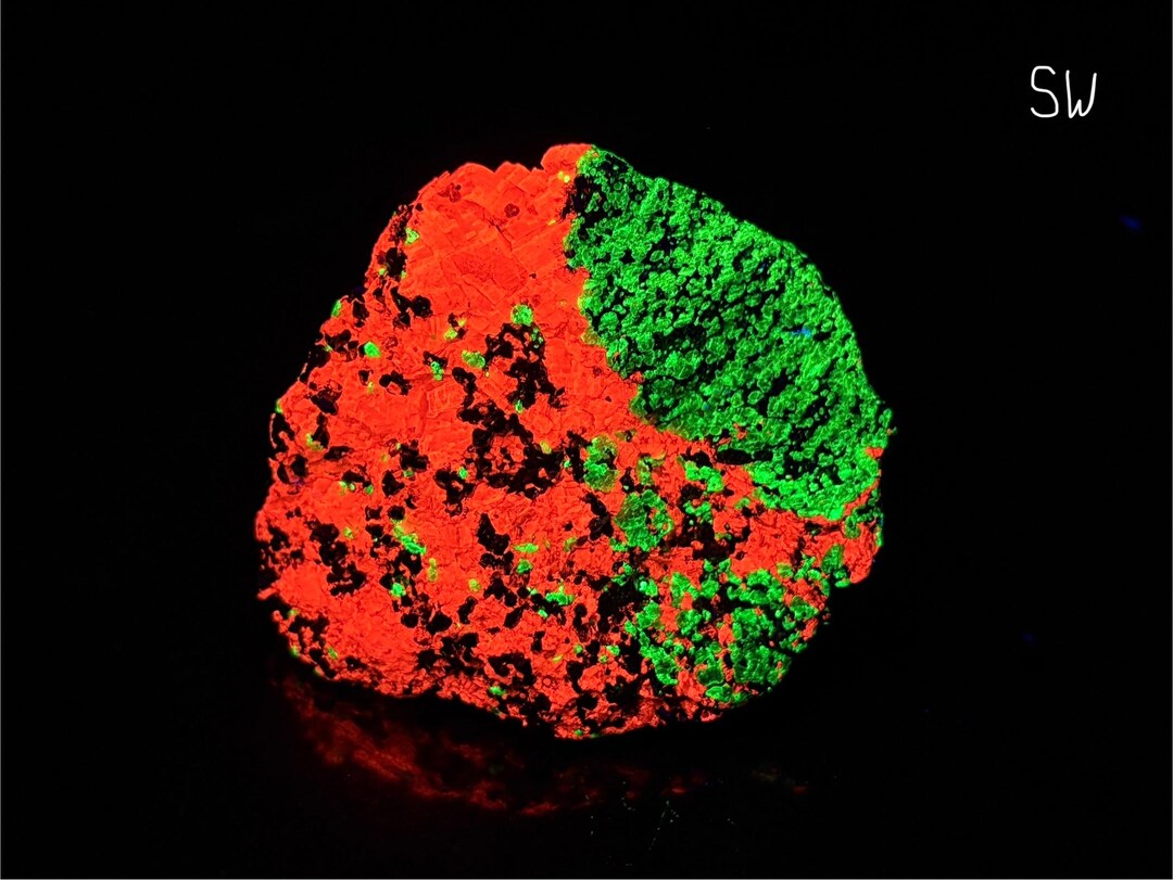 Willemite Calcite Franklinite UV Fluorescent Mineral Sample Franklin NJ ...