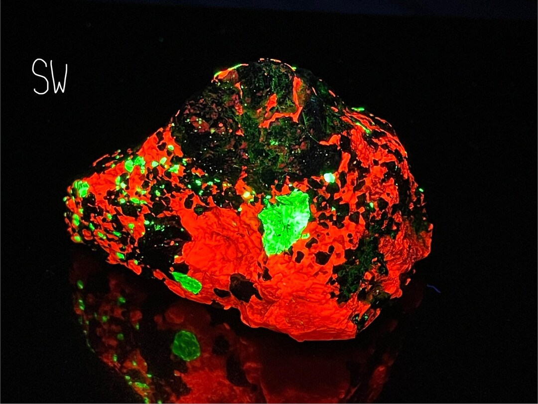 Willemite Calcite Franklinite UV Fluorescent Mineral Sample Sterling ...