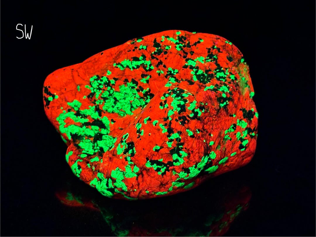 Willemite Calcite Franklinite UV Fluorescent Mineral Sample Sterling ...