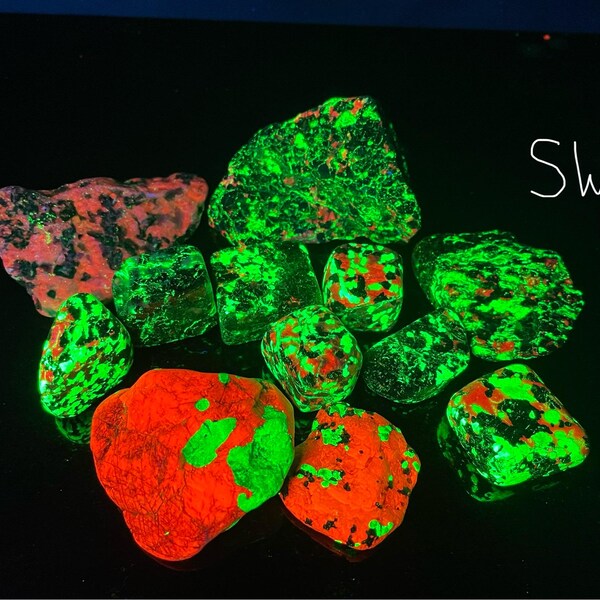Bright Willemite Calcite Franklinite UV Fluorescent Mineral Sample ...