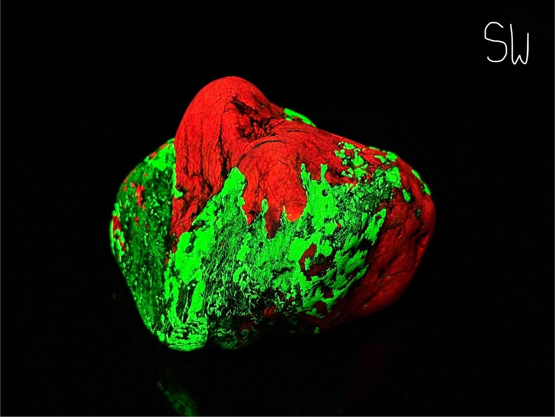 Willemite Calcite UV Fluorescent Mineral Sample Sterling Hill NJ E55 - Etsy