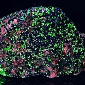 Bright Willemite Calcite Franklinite UV Fluorescent Mineral Sample ...
