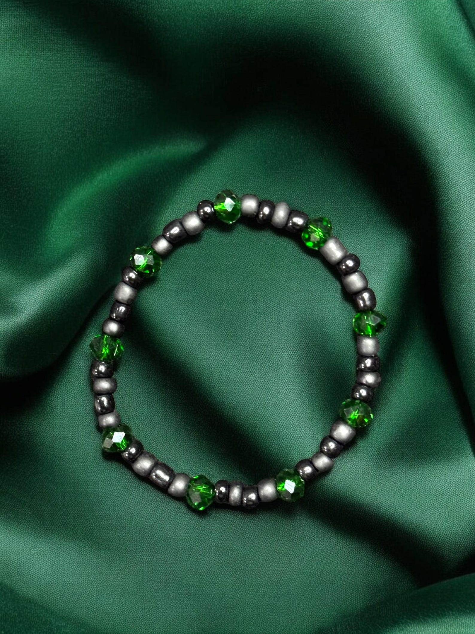 Elphaba Bracelet Set: Emerald Green Crystal & Letter Bead Jewelry - Etsy