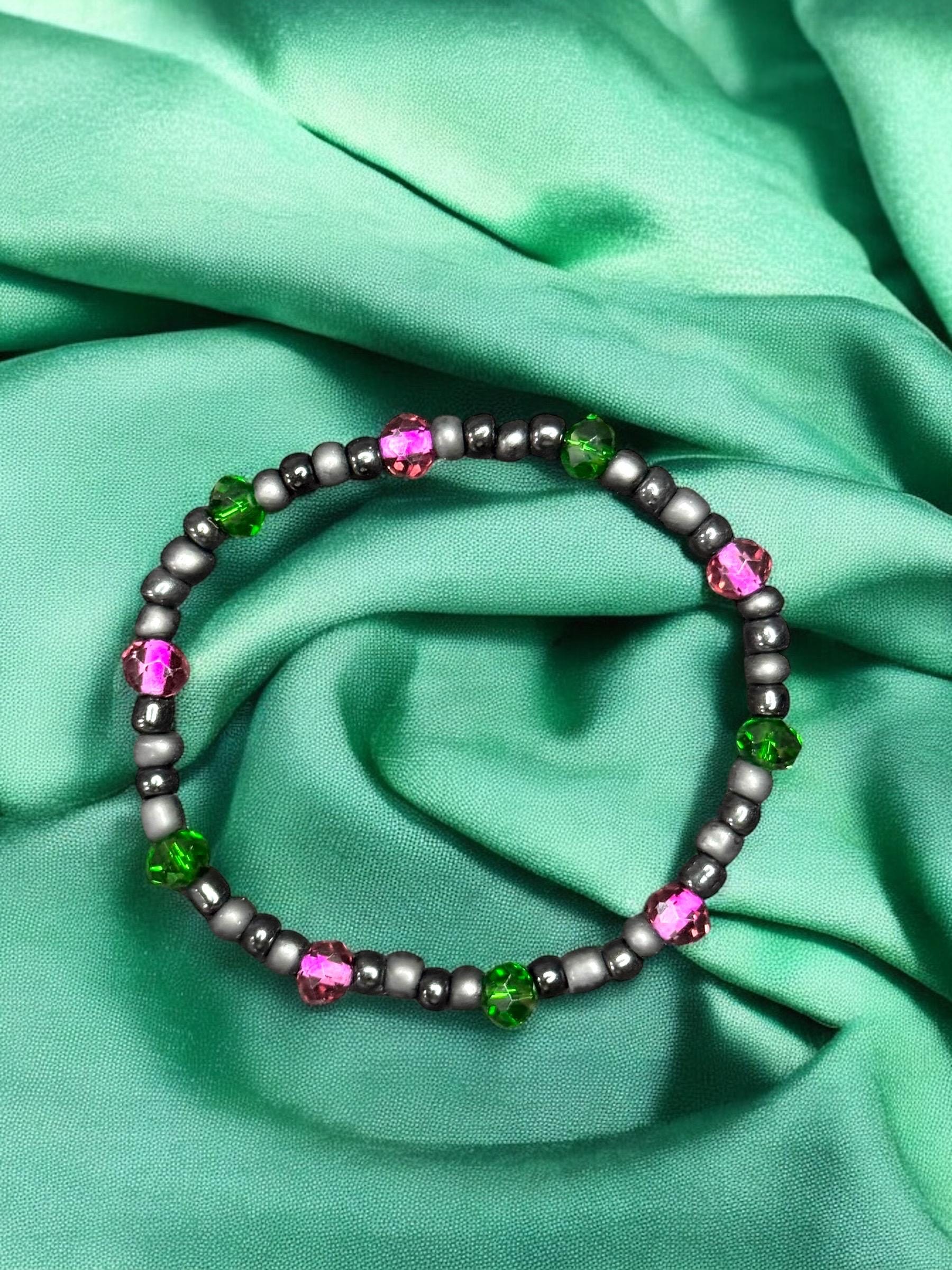 Elphaba Bracelet Set: Emerald Green Crystal & Letter Bead Jewelry - Etsy