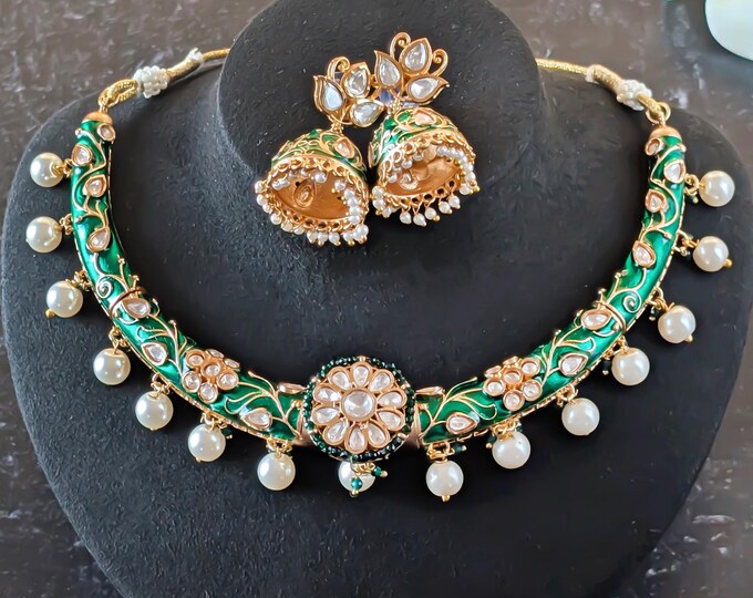 Traditional Rajwadi Style Hasli Set Studded With Kundan and Meenakari ...