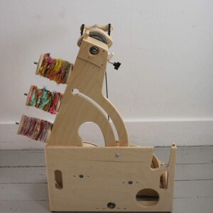 Spinolution Bee Folding Spinning Wheel: Travel Fiber Art - Etsy