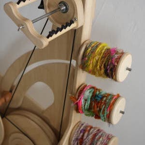Spinolution Bee Folding Spinning Wheel: Travel Fiber Art - Etsy