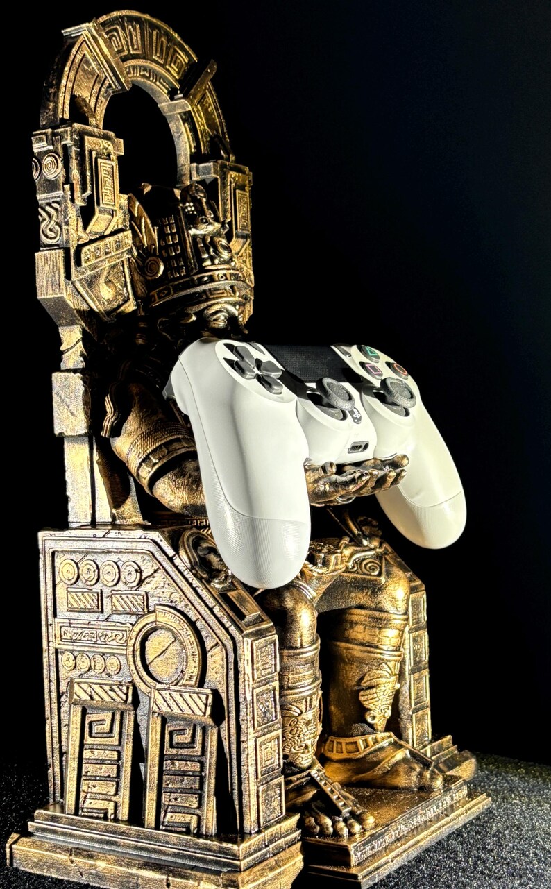 3D Printed Aztec King Controller Holder, Tlamatini the Wise ...