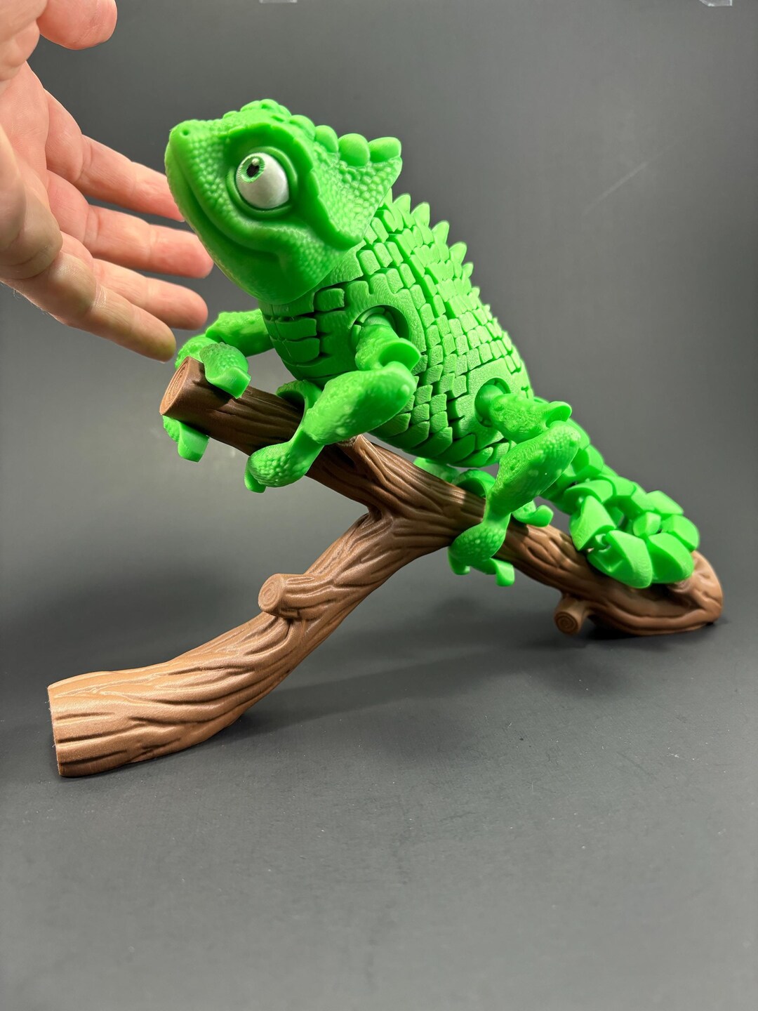 3D Printed Chameleon Figurine, Articulated Colorful Design on Branch ...