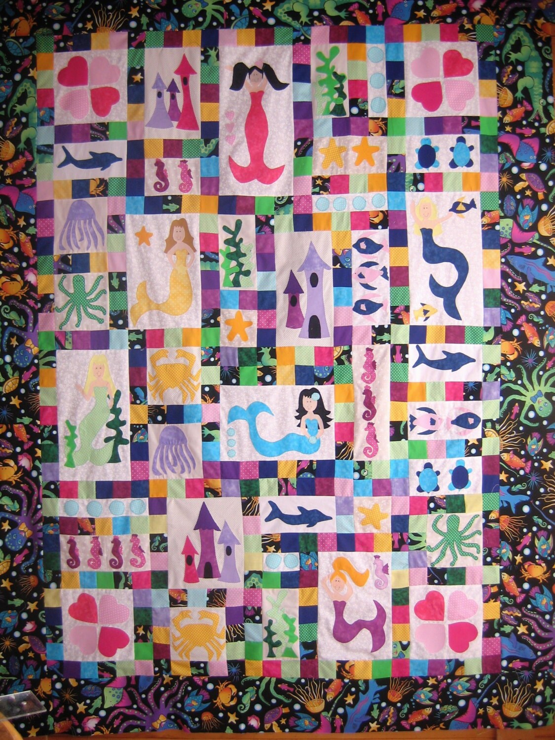 E-pattern - Quilt Pattern - I Love Mermaids - Beautiful Scrappy Mermaid ...