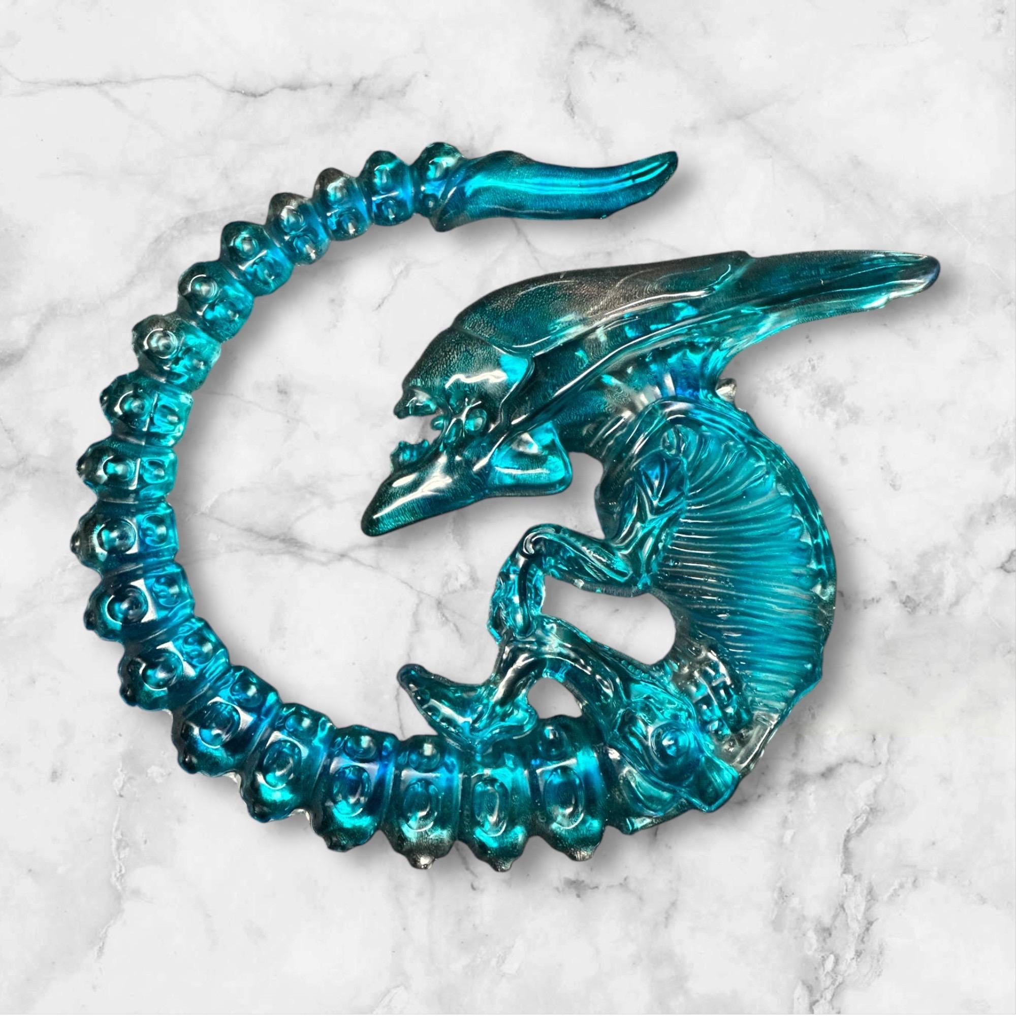 Xenomorph Resin Figurine - Etsy