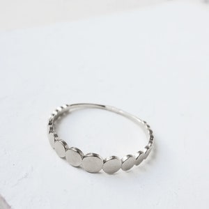 Tate Ring Gold Geometric Ring Gold Round Ring Dainty - Etsy