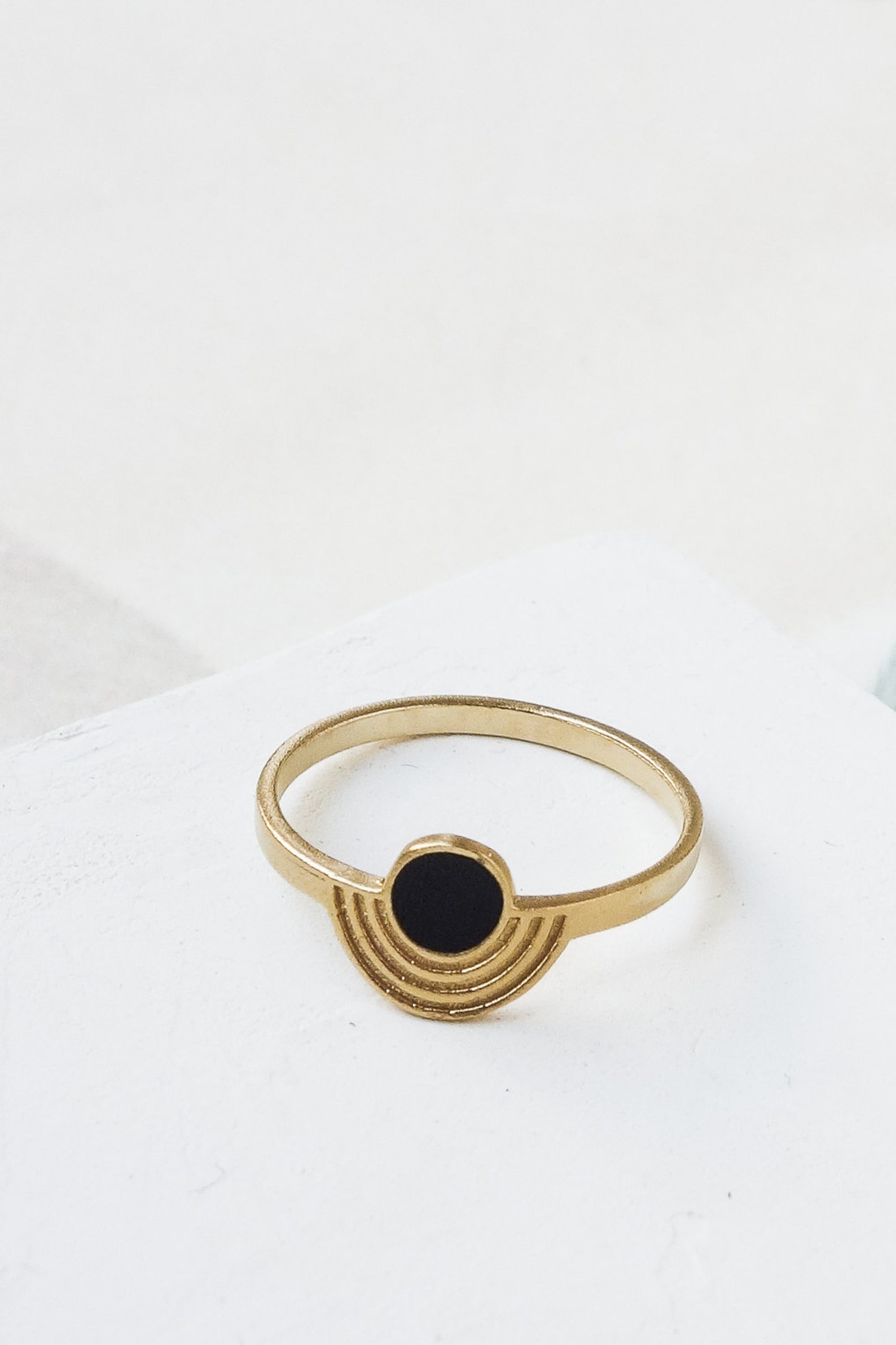 Muse Ring Gold Geometric Ring Gold Round Ring Dainty - Etsy
