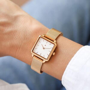 Rectangle Watch in Rose Gold With a Mesh Strap, Classic Women's Wrist ...