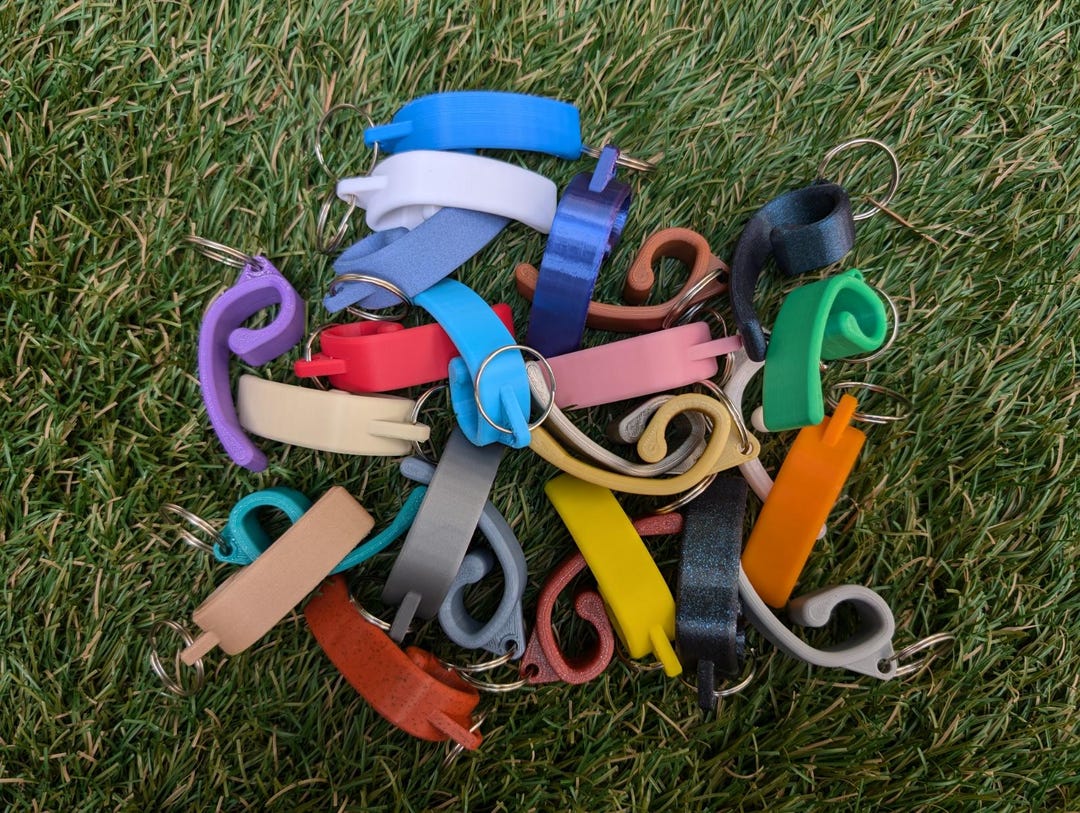 Ultimate Frisbee Disc Clip - Backpack and Key Ring Attachment ...