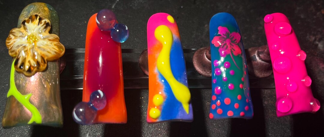 RAMBUNCTIOUS Duck CUSTOM!!** Press~ on Nails - Etsy