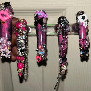 Junky Aura Press~on Nails - Etsy