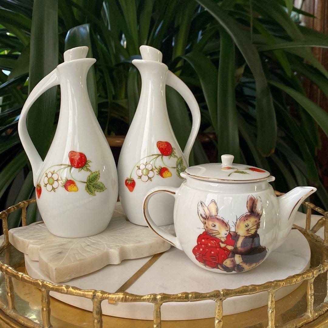 OMC Otagiri Strawberry Bunny 6 Piece Oil & Vinegar Cruet Soy Sauce ...