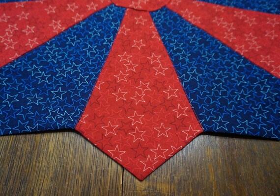 21 Patriotic Stars Table Topper Red & Blue Stars for 6 - Etsy