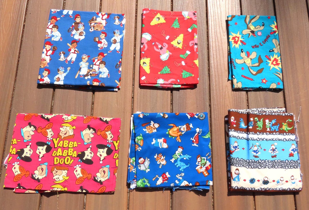 6 Cartoon/novelty Tree Skirt Options: Baseball, Spongebob, Wyle Coyote ...