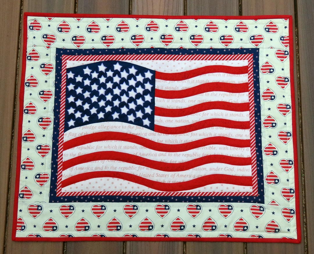 Detail Quilted Patriotic US Flag Wall & Door Hanging, Table Topper ...