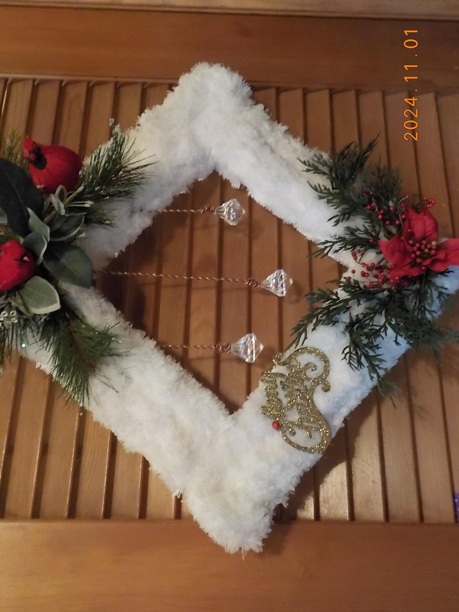 Christmas Adorable White Faux Fur Square Wreath W/ Cardinal and Pine ...