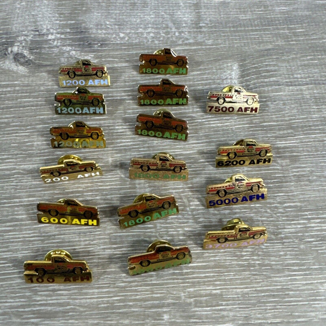 Vtg Pizza Hut Employee Pins Accident-free Hours, 1,2,6,12,18,37,50,62 ...