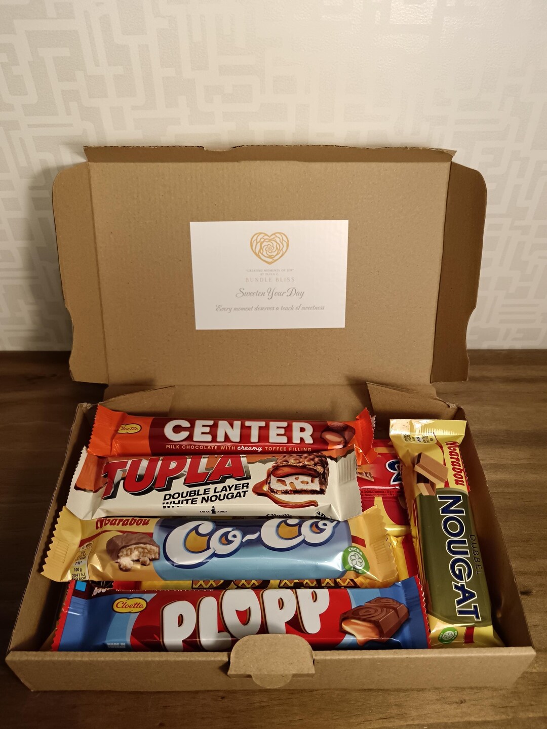 Assorted Scandinavian Chocolate Gift Box| Premium Candy Selection ...