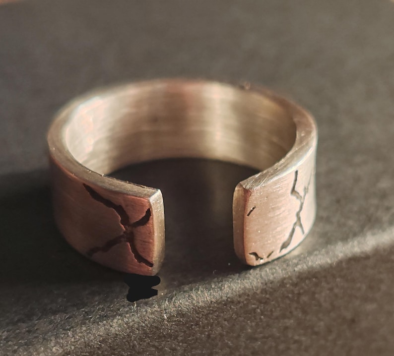 Mens Cracked Alternative Ring - Lightning Bolt Inspired Jewelry ...