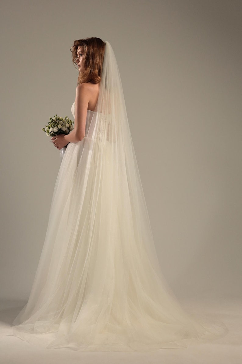 Simple One-tier Wedding Veil | Single-layer Bridal Veil | Minimalist ...
