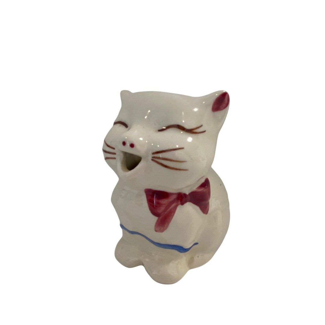 Vintage Shawnee Pottery Cream Cat Pitcher With Red Bow & Blue Trim ...