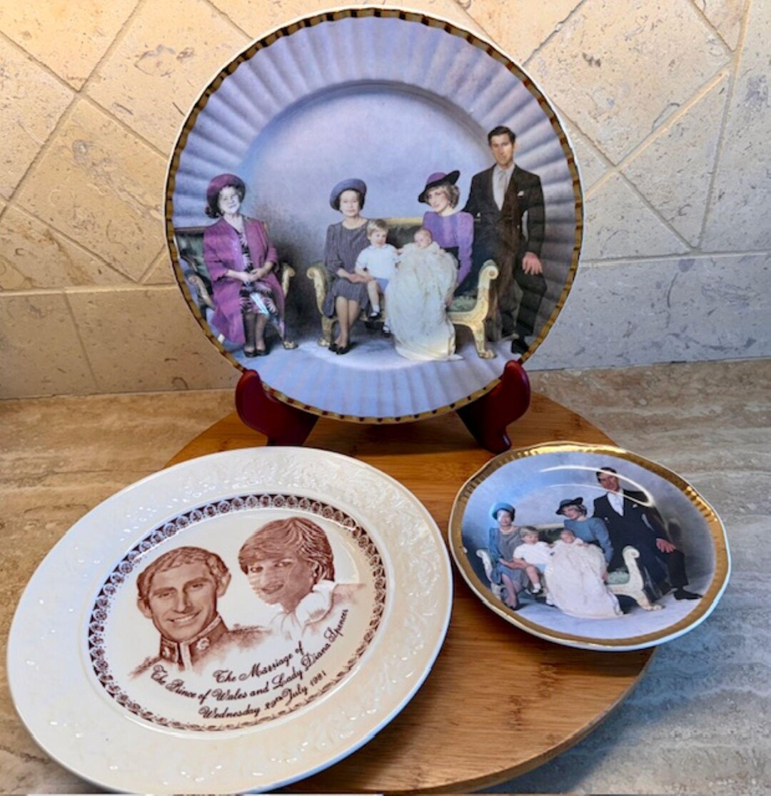 Vintage Royal Family Plate Set – Charles & Diana Wedding + “four ...