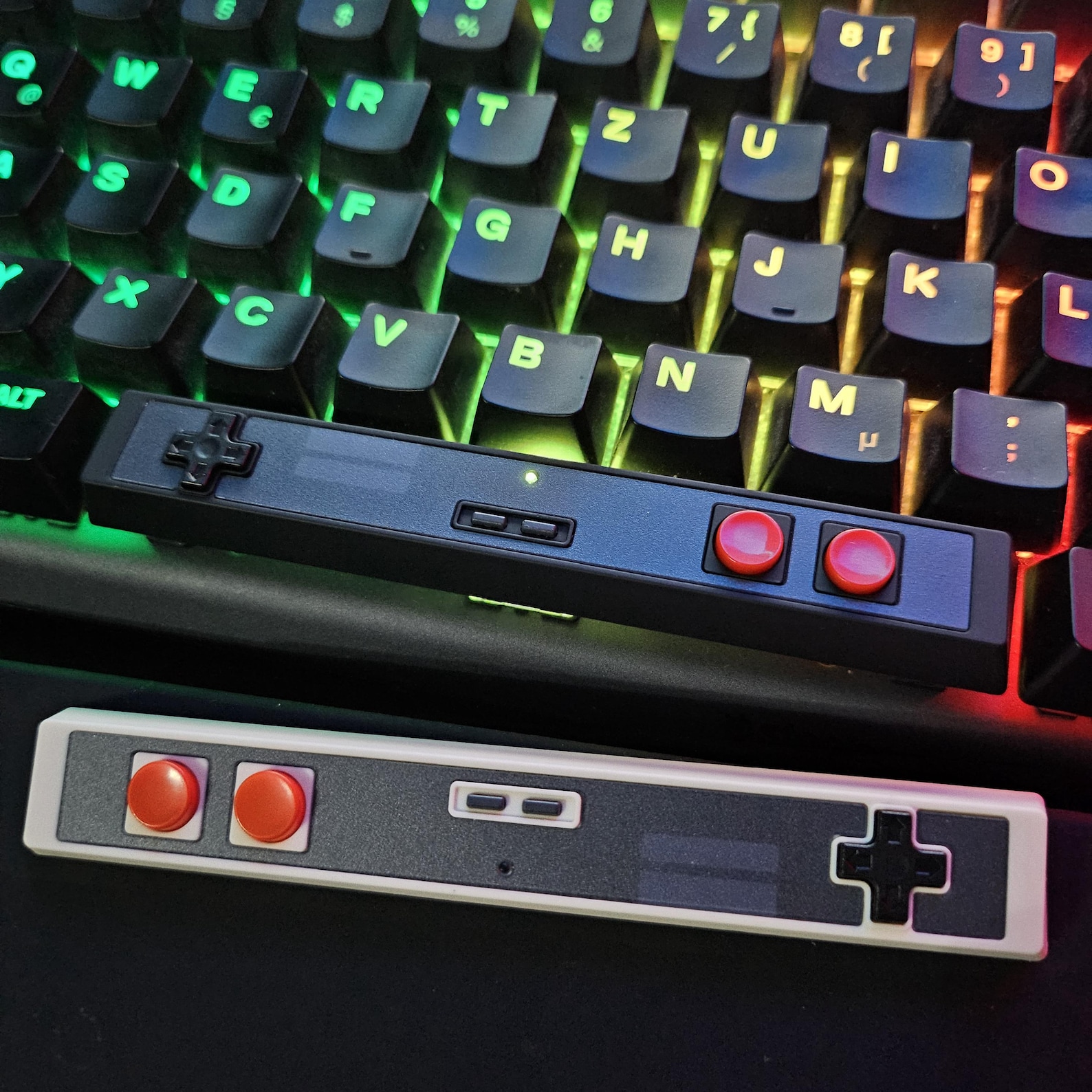 Gameboy Nintendo Spacebar Keyboard Keys for Games and Shooter Game ...