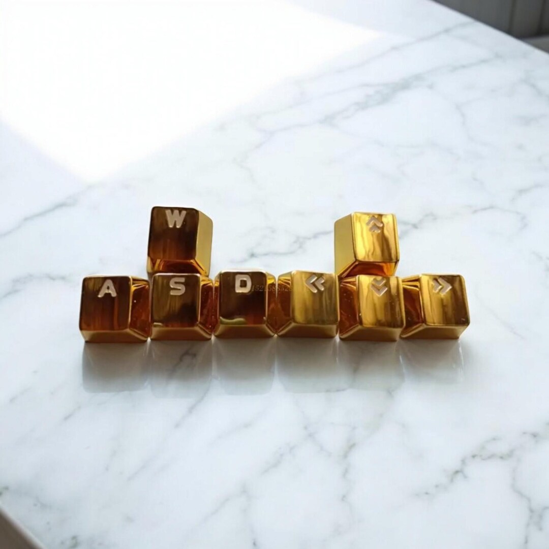 8 Golden Keyboard Keys for Games and Shooter Game Players for Luxury ...