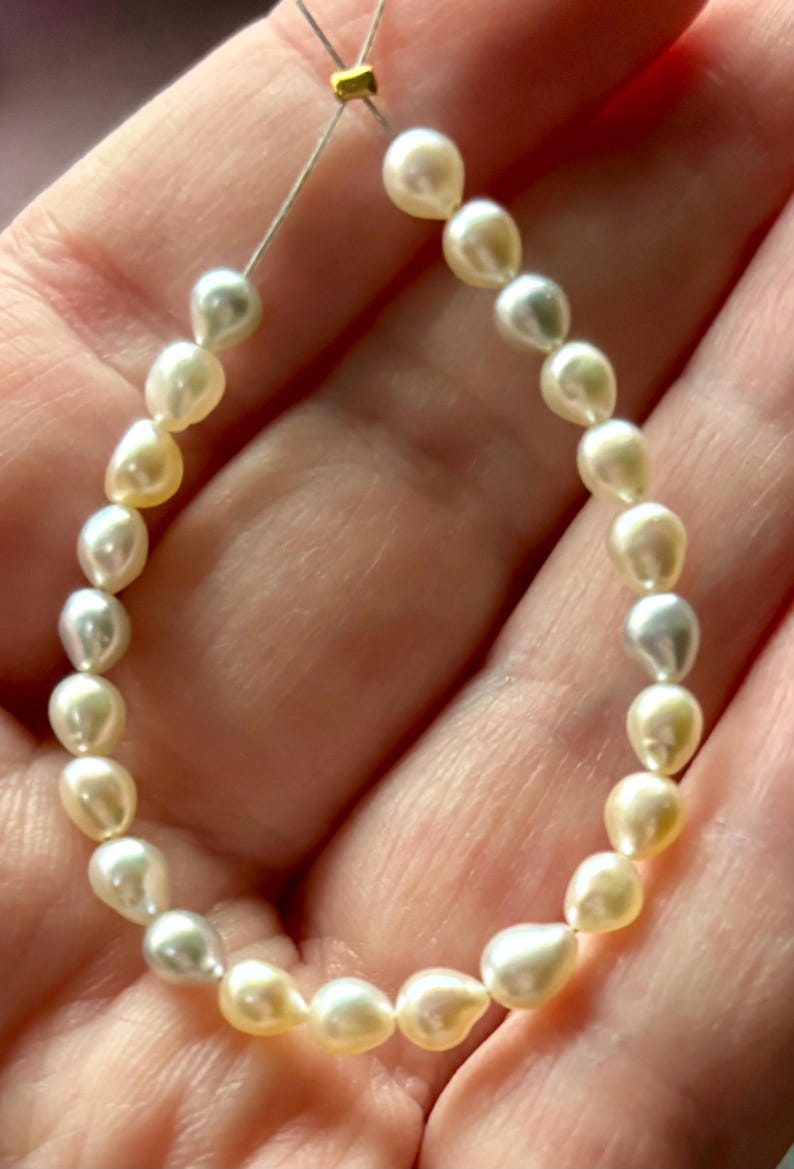 Japanese Akoya Keshi Pearls - 4” Mini Strand - Silver Platinum White ...