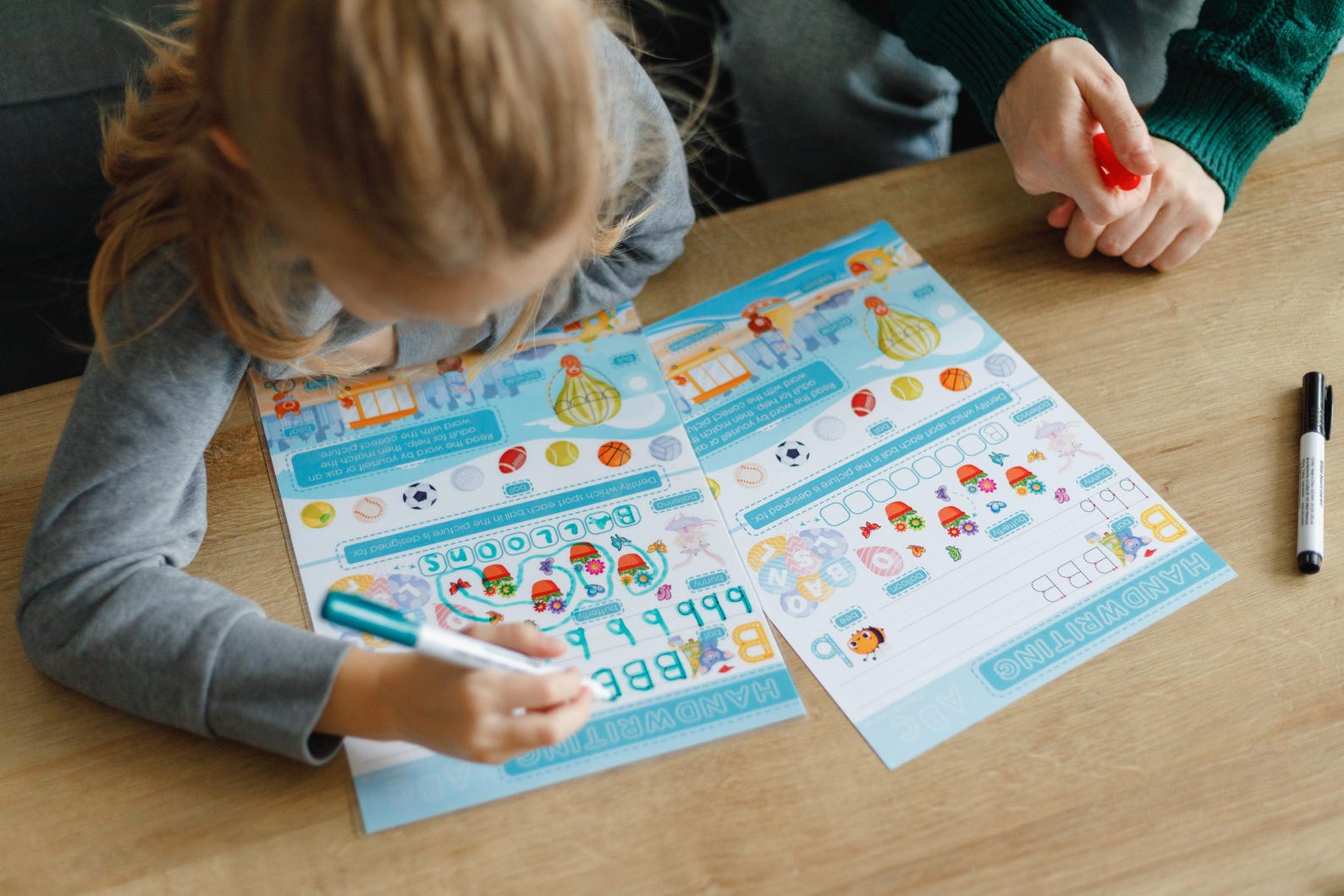 Worksheet to Practice Tracing the Letter "b" and Its Lowercase "b" Form ...