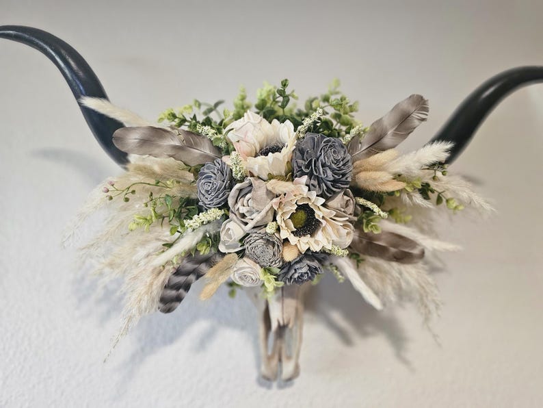 Custom Resin Floral Cow Skull: Boho Farmhouse Wall Decor - Etsy